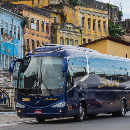Santana renova frota com ônibus Volvo - Sala de Imprensa Volvo